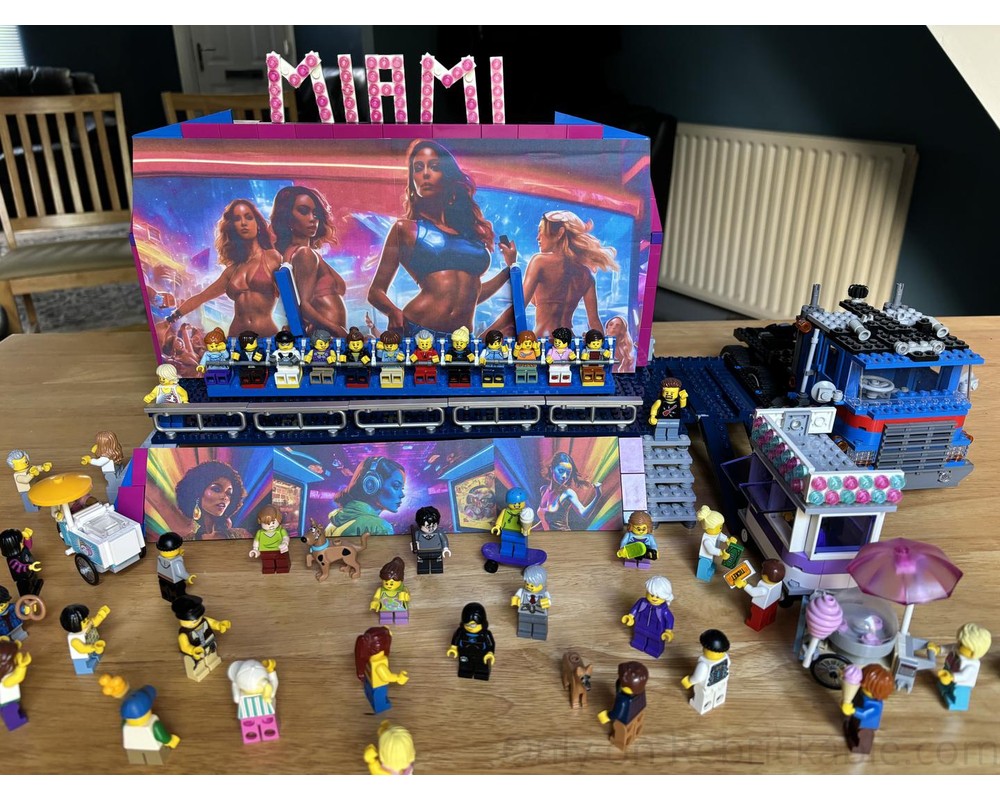 LEGO MOC Miami Fairground Ride by Gdale | Rebrickable - Build with LEGO