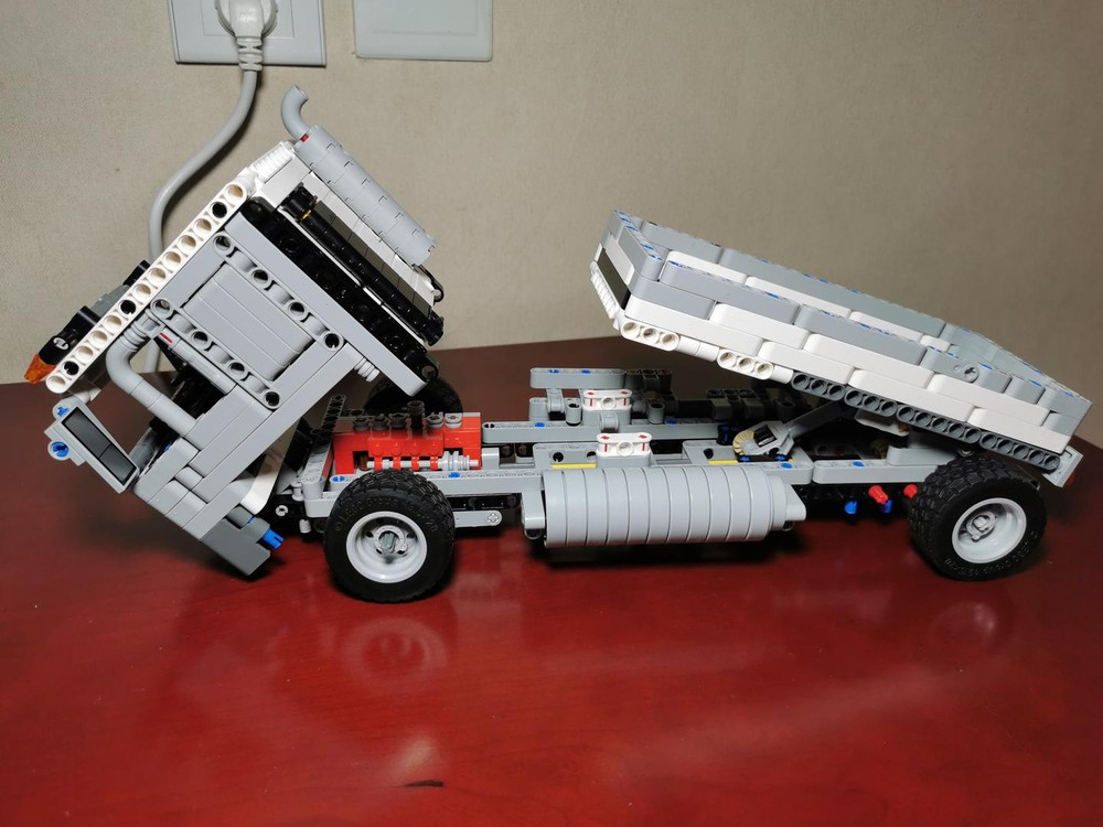LEGO MOC Container Handler and Truck by legoRookie2021 | Rebrickable ...