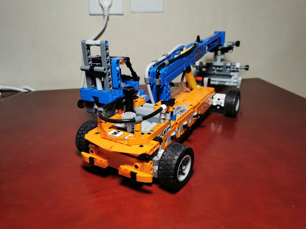 LEGO MOC Container Handler and Truck by legoRookie2021 | Rebrickable ...