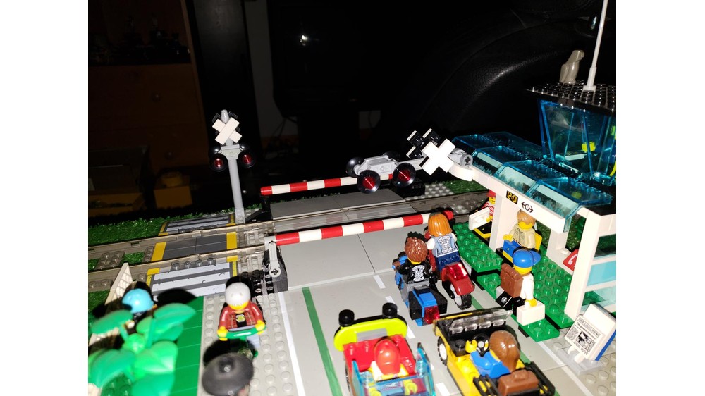 LEGO MOC US-Style Raillroad Crossing Signals by Rocket Racer318 ...