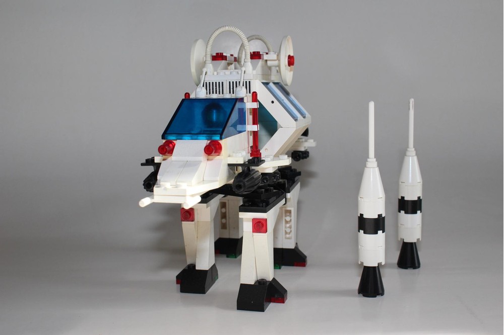 LEGO MOC-9276 Alien Moon Stalker (Futuron Style) by divinglog ...