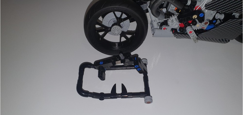 LEGO MOC Bike stand mod for 42107 Ducati Panigale by Cooter78nl ...