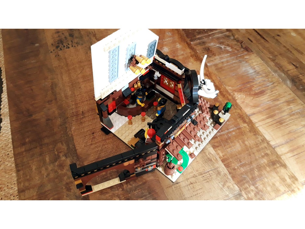 LEGO MOC 31109 Longhorn Saloon - Alternate Build by Tornado96 ...