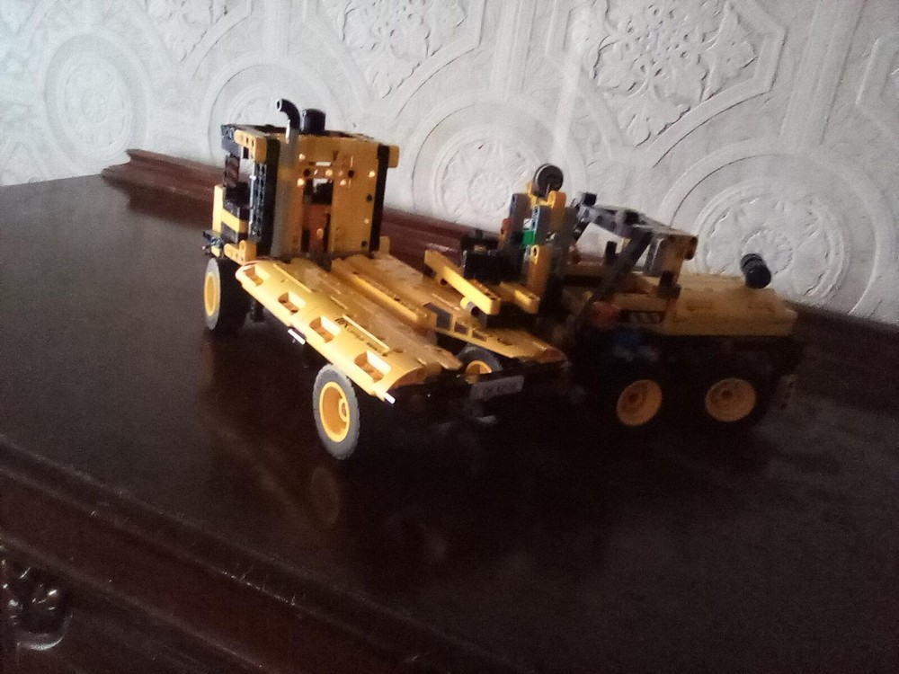 Lego Moc 42108 Forklift And Truck 2 In 1 By Boomdidit Rebrickable