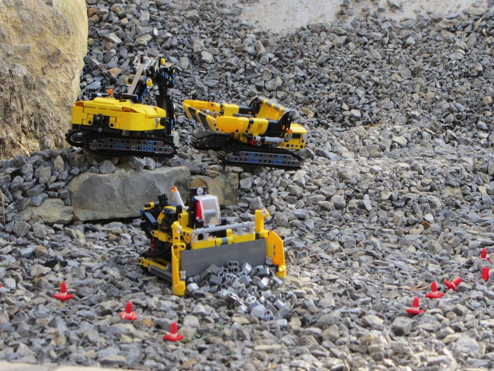 LEGO MOC 42121 alternate - Futuristic Dozer by johnnym | Rebrickable ...