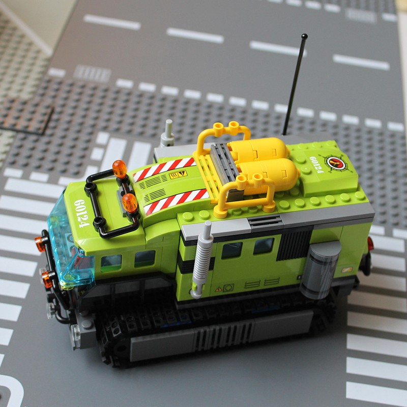 Lego Moc All Terrain Transport Vehicle By Lowseb Rebrickable Build