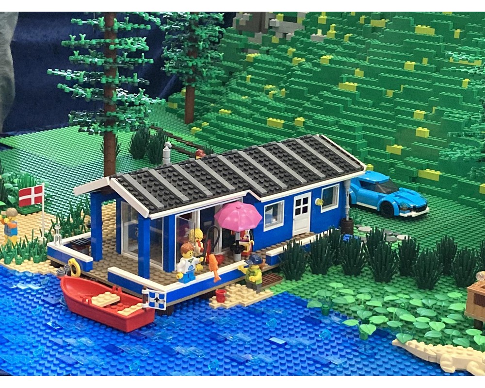 LEGO MOC Danish Holiday Cottage by fidi70 | Rebrickable - Build with LEGO