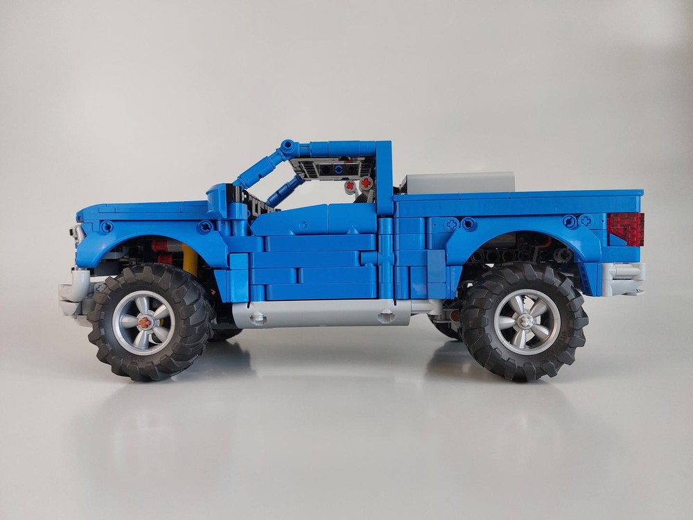 LEGO MOC Ford F150 (Control+) by Anton Kablash | Rebrickable - Build ...