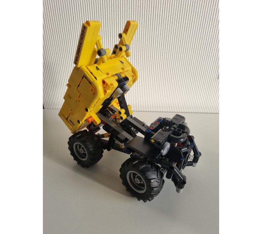 LEGO MOC 42122 alternate - Rubicon mining truck by tgbdz | Rebrickable ...
