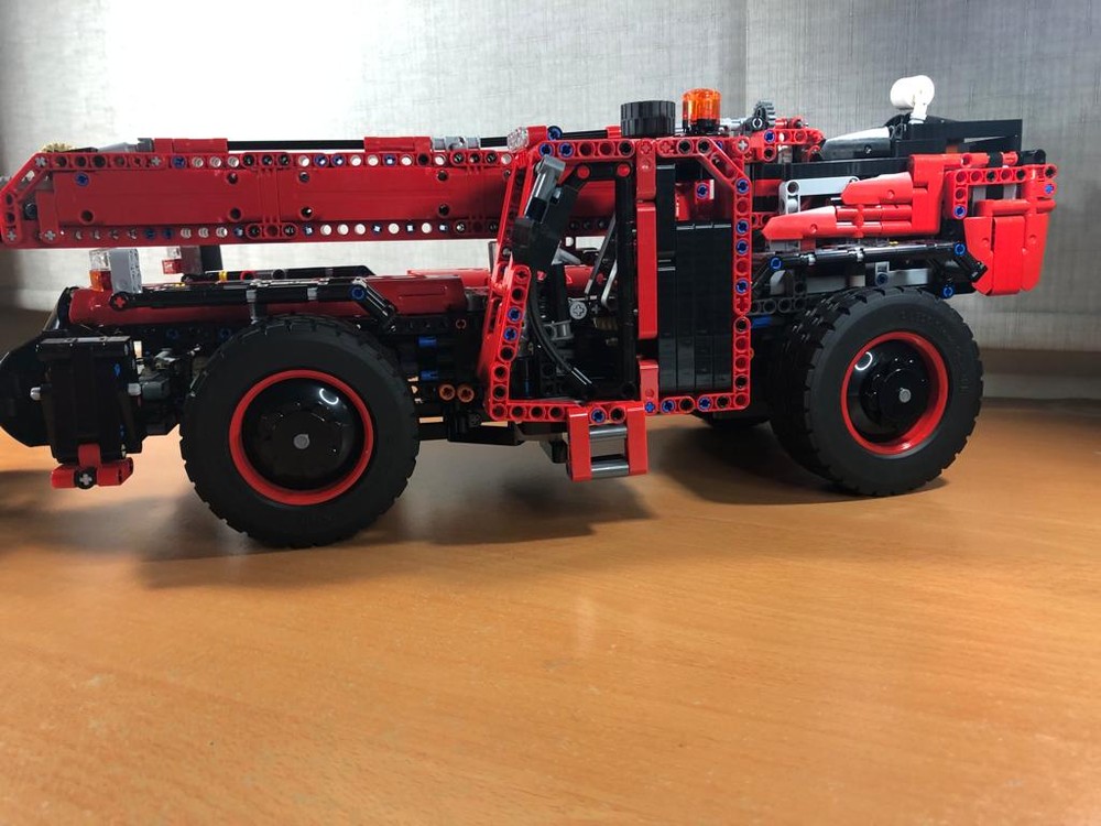 LEGO MOC Industrial Telehandler by Building with bricks | Rebrickable ...