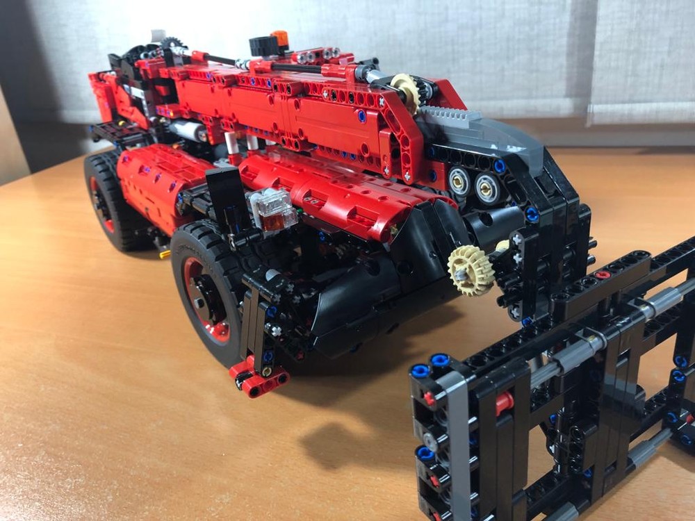 LEGO MOC Industrial Telehandler by Building with bricks | Rebrickable ...