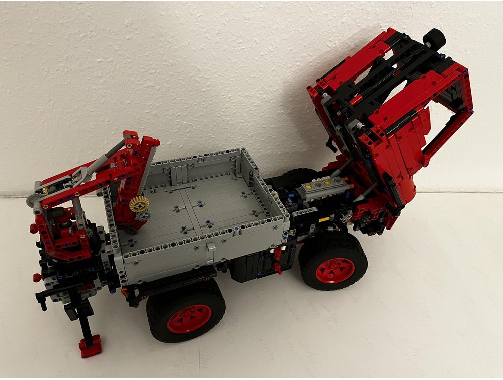 LEGO MOC 42082 model c - Unimog Truck by the_lego_technic_channel ...