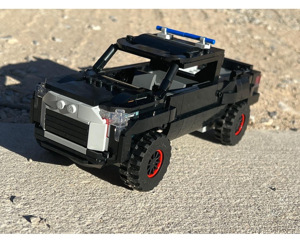 LEGO MOC 2022 Toyota Tundra TRD Pro 76905 by Turbo8702 | Rebrickable ...