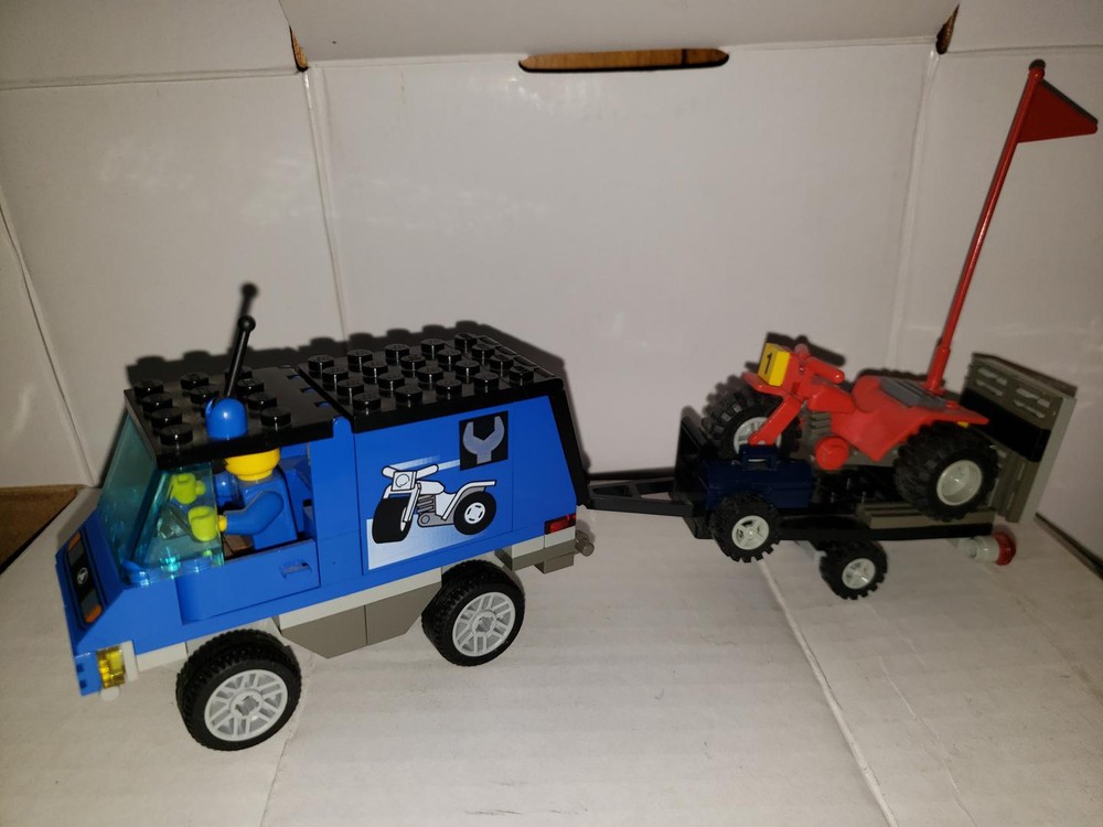 LEGO MOC 6426 Van Improved by Rocket Racer318 | Rebrickable - Build ...