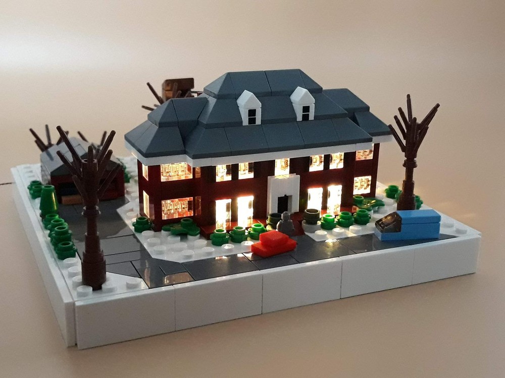 LEGO MOC McCallister House - Home Alone by Rauy | Rebrickable - Build ...