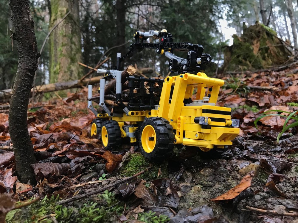 LEGO MOC Valmet 870 CK Forwarder by Mani91 | Rebrickable - Build with LEGO