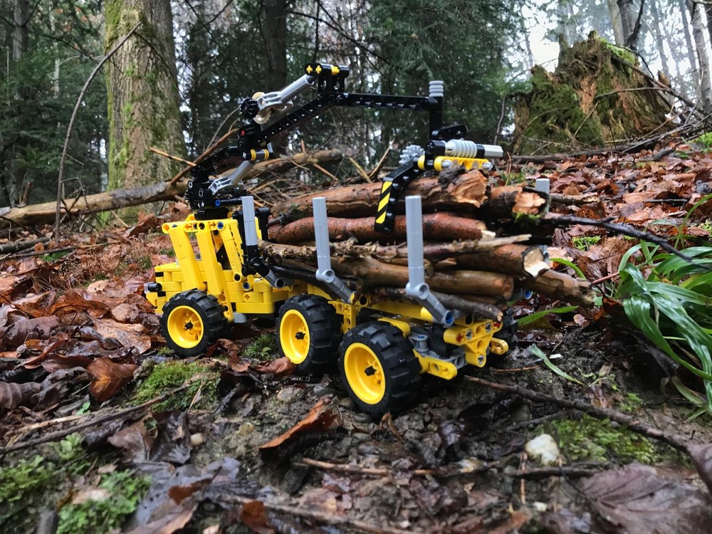 LEGO MOC Valmet 870 CK Forwarder by Mani91 | Rebrickable - Build with LEGO