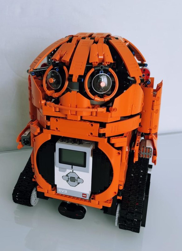 LEGO MOC Bobby by fmr92 | Rebrickable - Build with LEGO