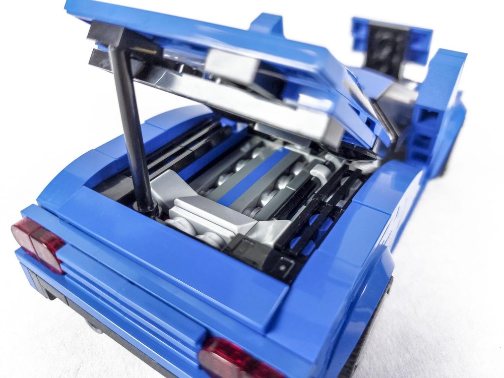 LEGO MOC Bugatti EB110 exploded view modification (DISPLAY ONLY) by SFH ...