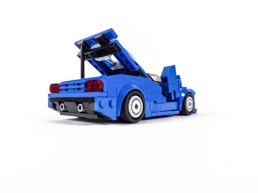 LEGO MOC Bugatti EB110 exploded view modification (DISPLAY ONLY) by SFH ...