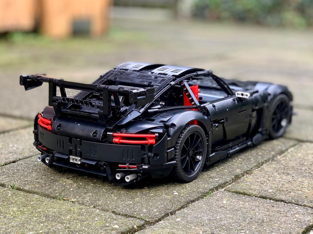 LEGO MOC Mercedes AMG GT R Black Series - modification of JamesJT's MOC ...