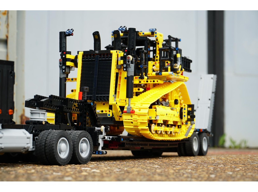 LEGO MOC Low Loader Trailer with Pneumatic Ramps and Preload-System by ...