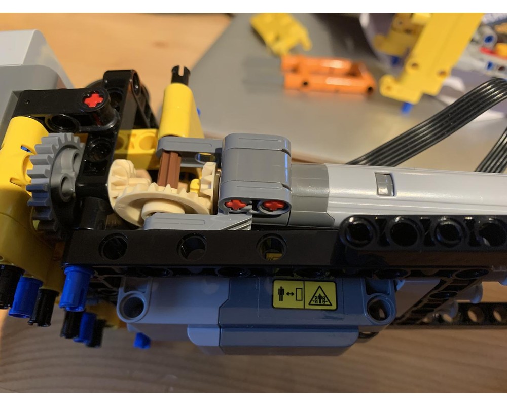 LEGO MOC 42114 rc crop sprayer by GaitQuebec | Rebrickable - Build with ...