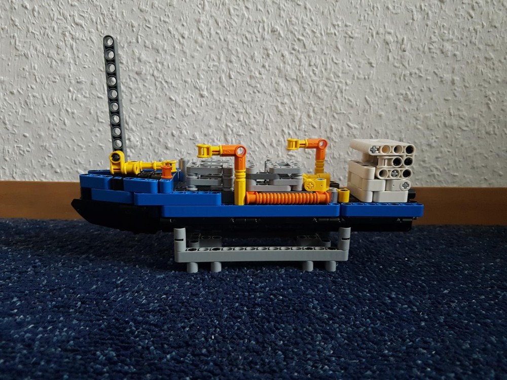 LEGO MOC FPSO/Floating Production Storage Offloading Unit by Lizard ...