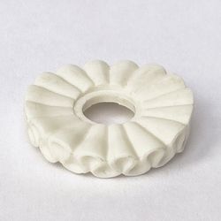 LEGO PART 99251 Minifig Neckwear Ruff | Rebrickable - Build with LEGO