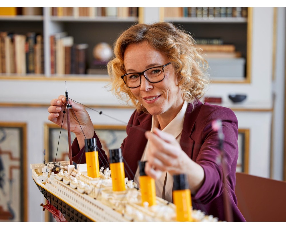 LEGO Set 10294-1 Titanic (2021 Icons) | Rebrickable - Build with LEGO