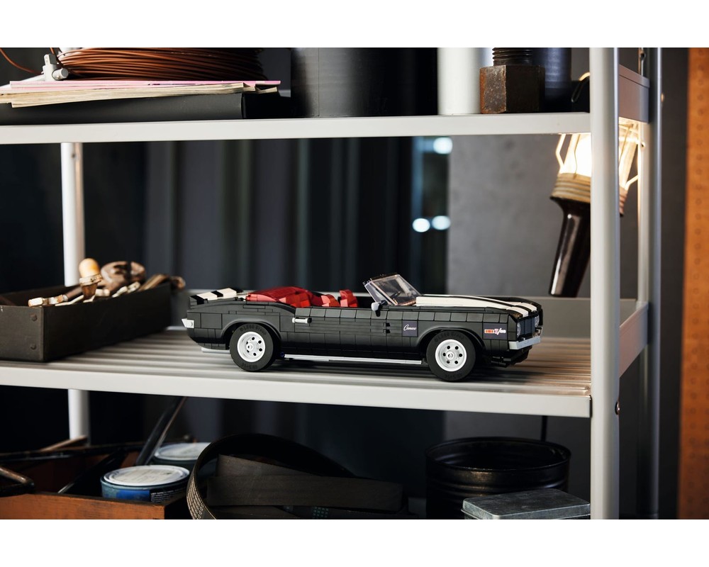 LEGO Set 10304-1 Chevrolet Camaro Z/28 1969 (2022 Icons) | Rebrickable ...