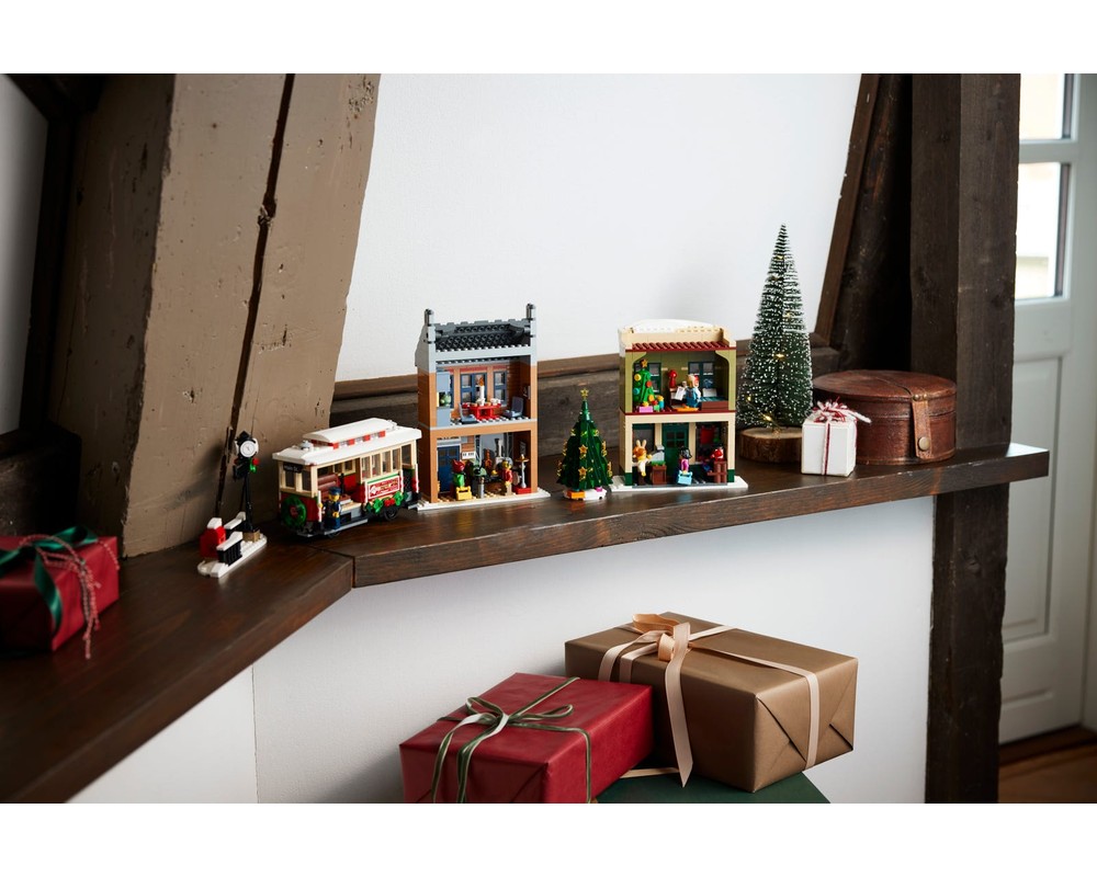 LEGO Set 10308-1 Holiday Main Street (2022 Seasonal > Christmas ...