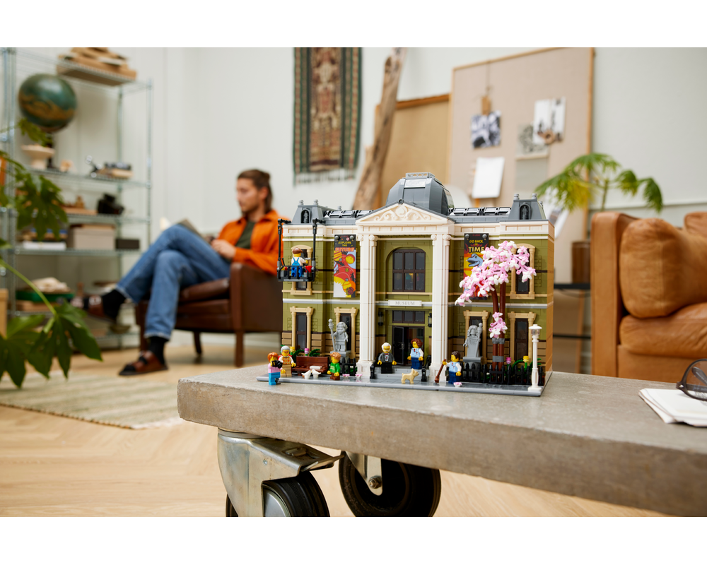 LEGO Set 10326-1 Natural History Museum (2023 Modular Buildings ...