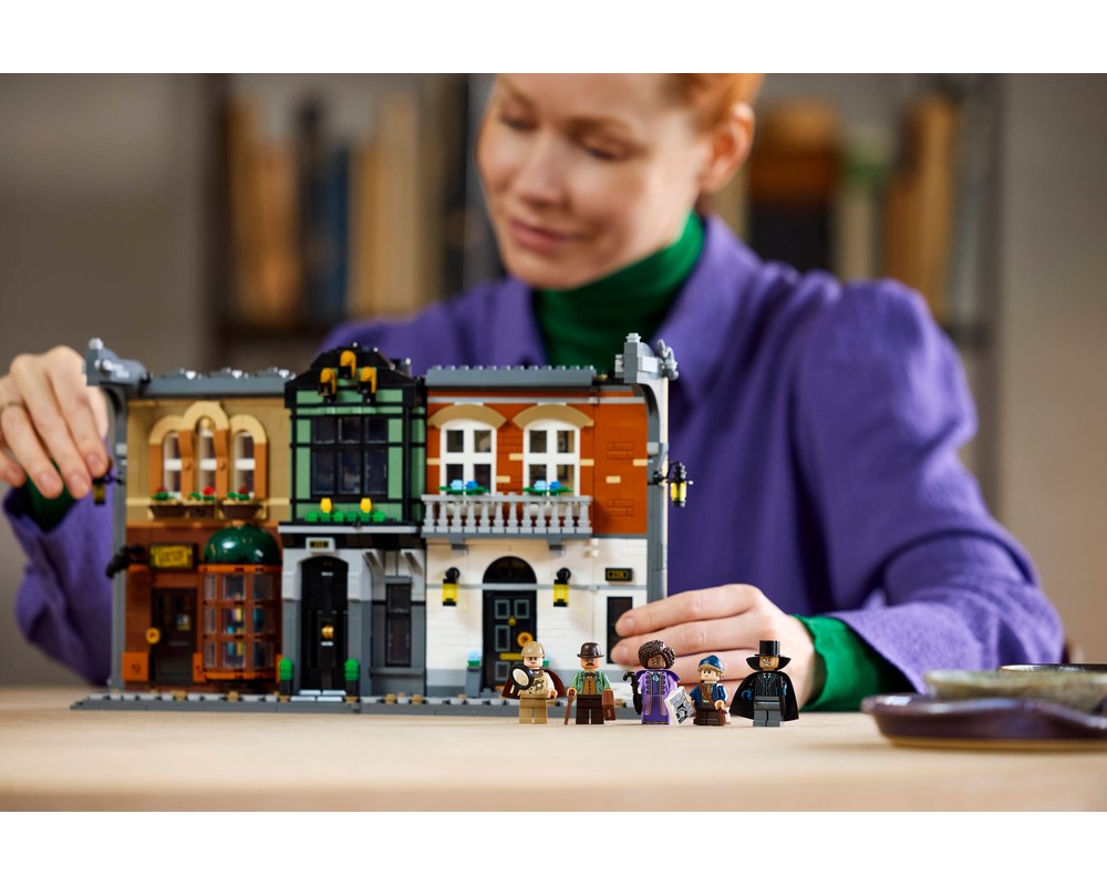 LEGO Set 10351-1 Sherlock Holmes: Book Nook (2025 Icons) | Rebrickable ...