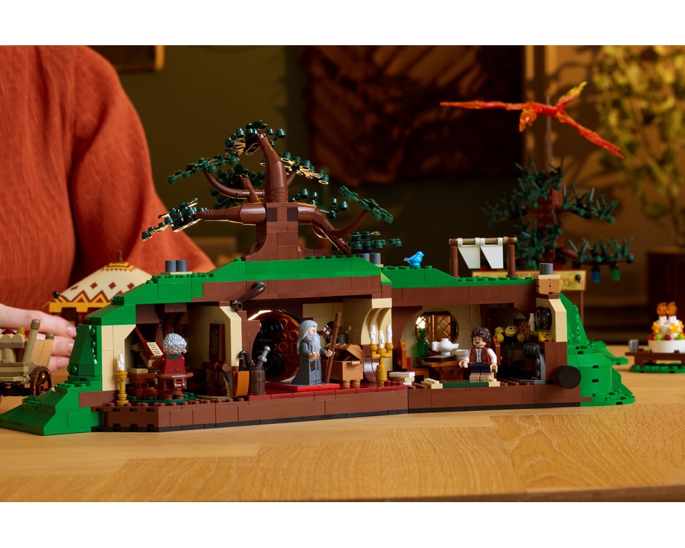 LEGO Set 10354-1 The Lord of the Rings: The Shire (2025 Icons ...