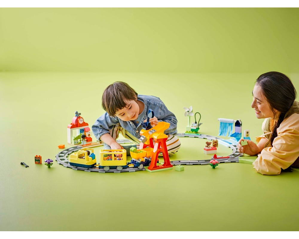 LEGO Set 10428-1 Big Interactive Community Train (2025 Duplo > Trains ...