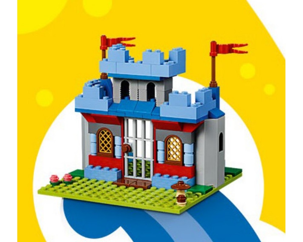 LEGO Set 11020-1-s19 Blue Castle (2022 Classic) | Rebrickable - Build with LEGO