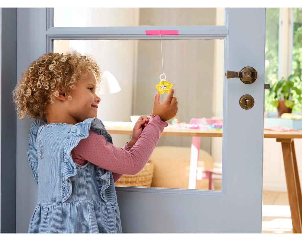 LEGO Set 11040-1 Magical Transparent Box (2025 Classic) | Rebrickable ...