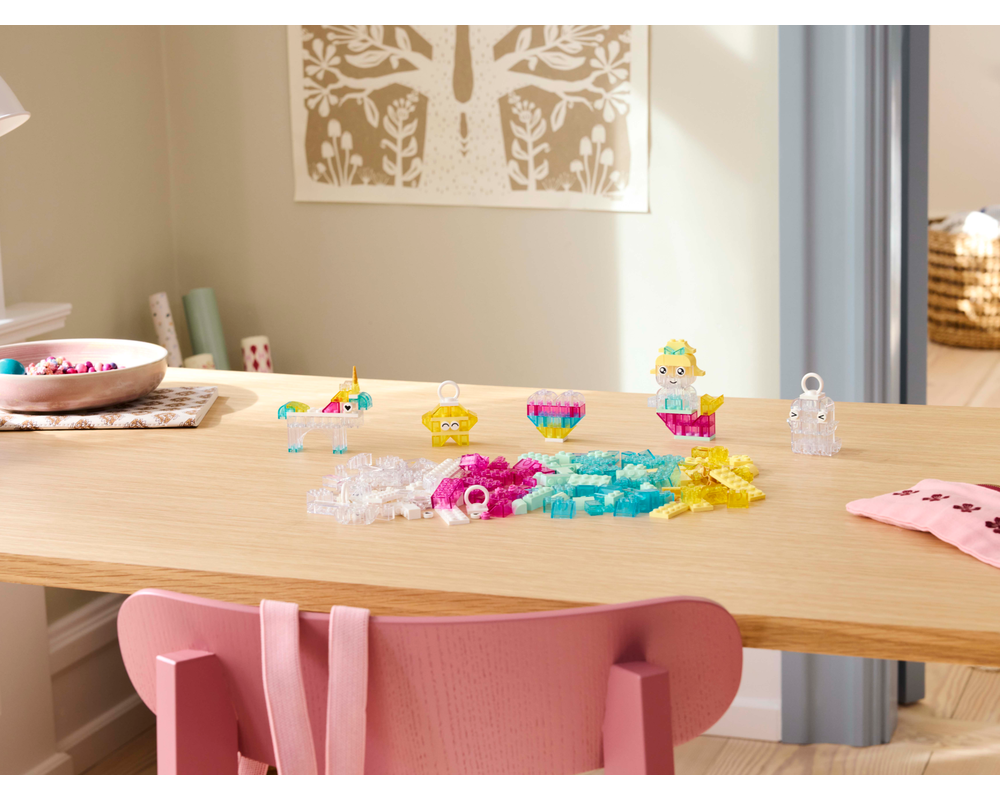 LEGO Set 11040-1 Magical Transparent Box (2025 Classic) | Rebrickable ...