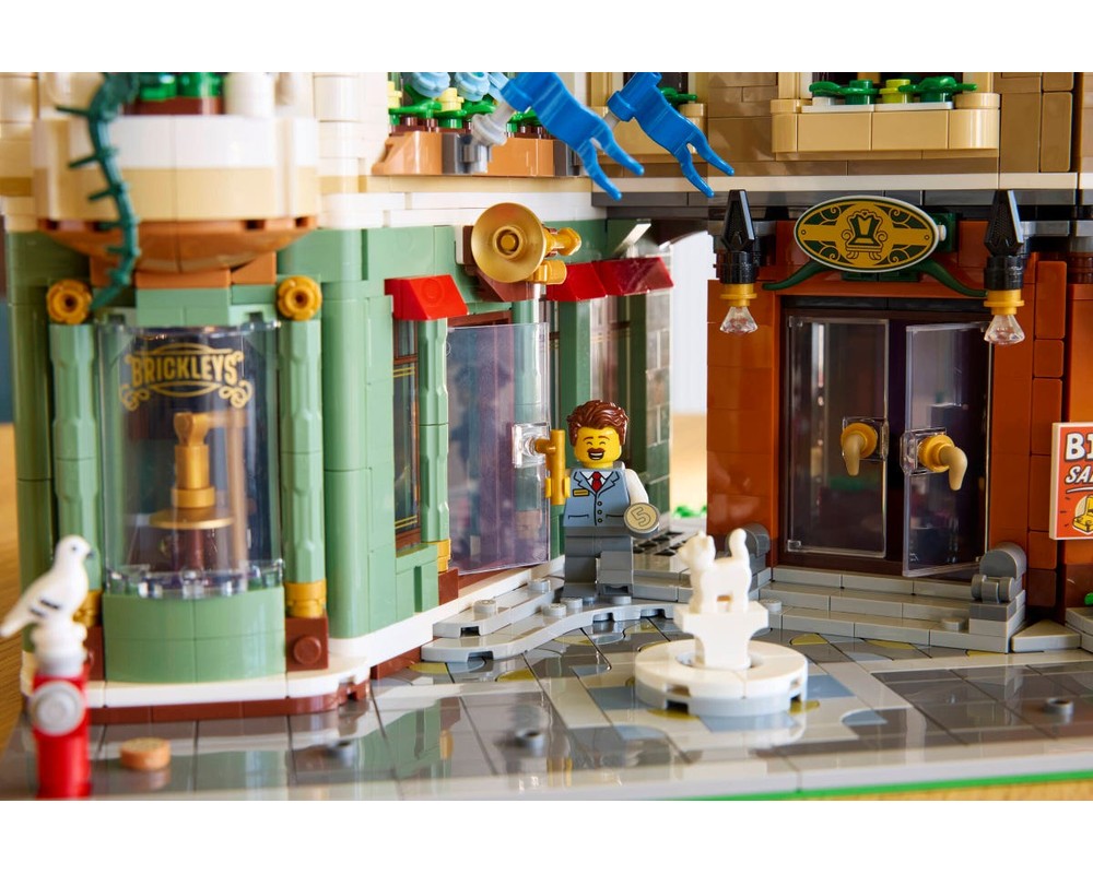 LEGO Set 11371-1 Shopping Street (2026 Modular Buildings) | Rebrickable ...