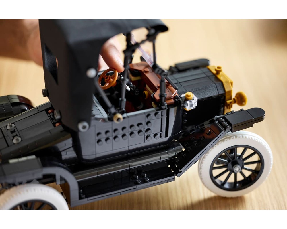 LEGO Set 11376-1 Ford Model T (2026 Icons) | Rebrickable - Build with LEGO