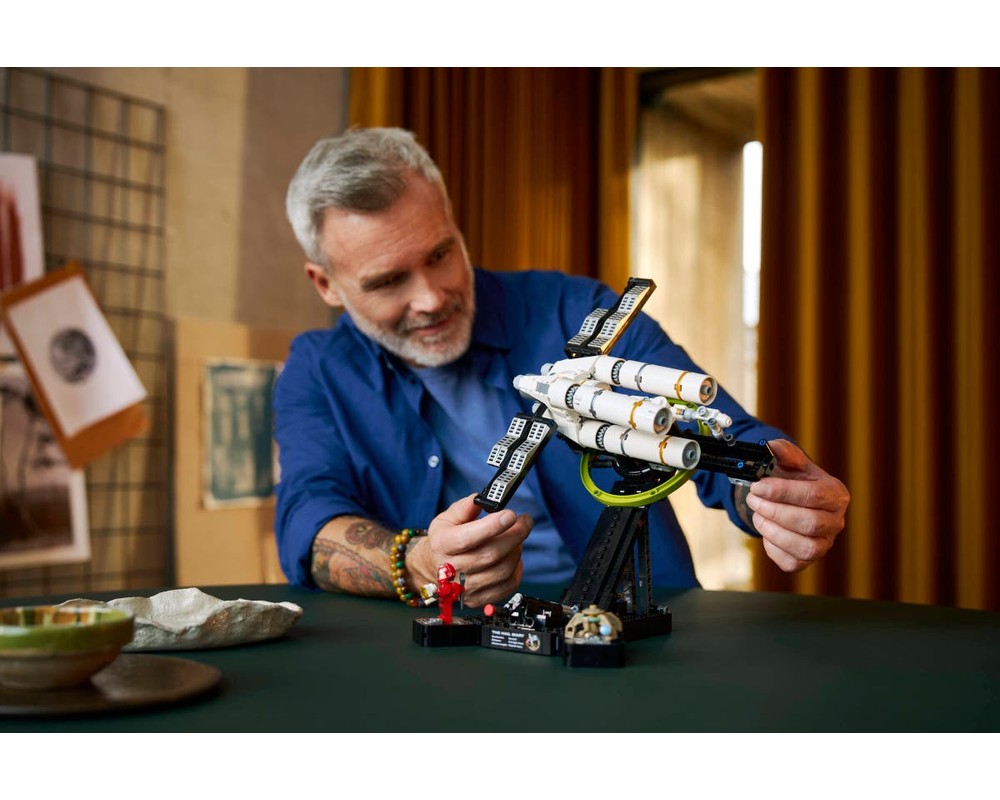 LEGO Set 11389-1 Project Hail Mary (2026 Icons) | Rebrickable - Build ...