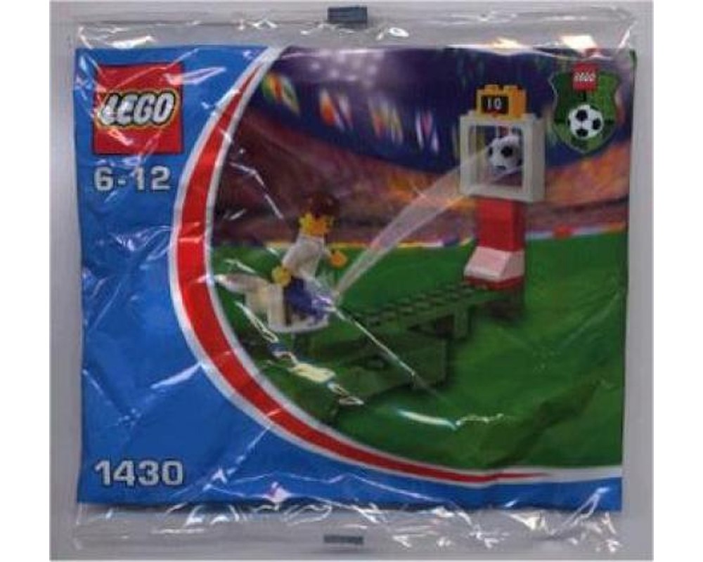 LEGO Set 1430-2 Small Soccer Set 3 (Polybag) (2002 Sports > Soccer ...