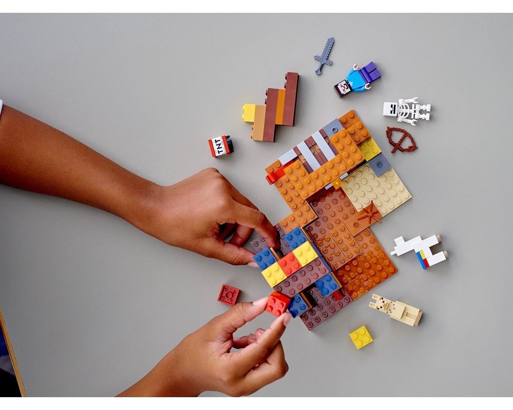 LEGO Set 21167-1 The Trading Post (2020 Minecraft) | Rebrickable ...