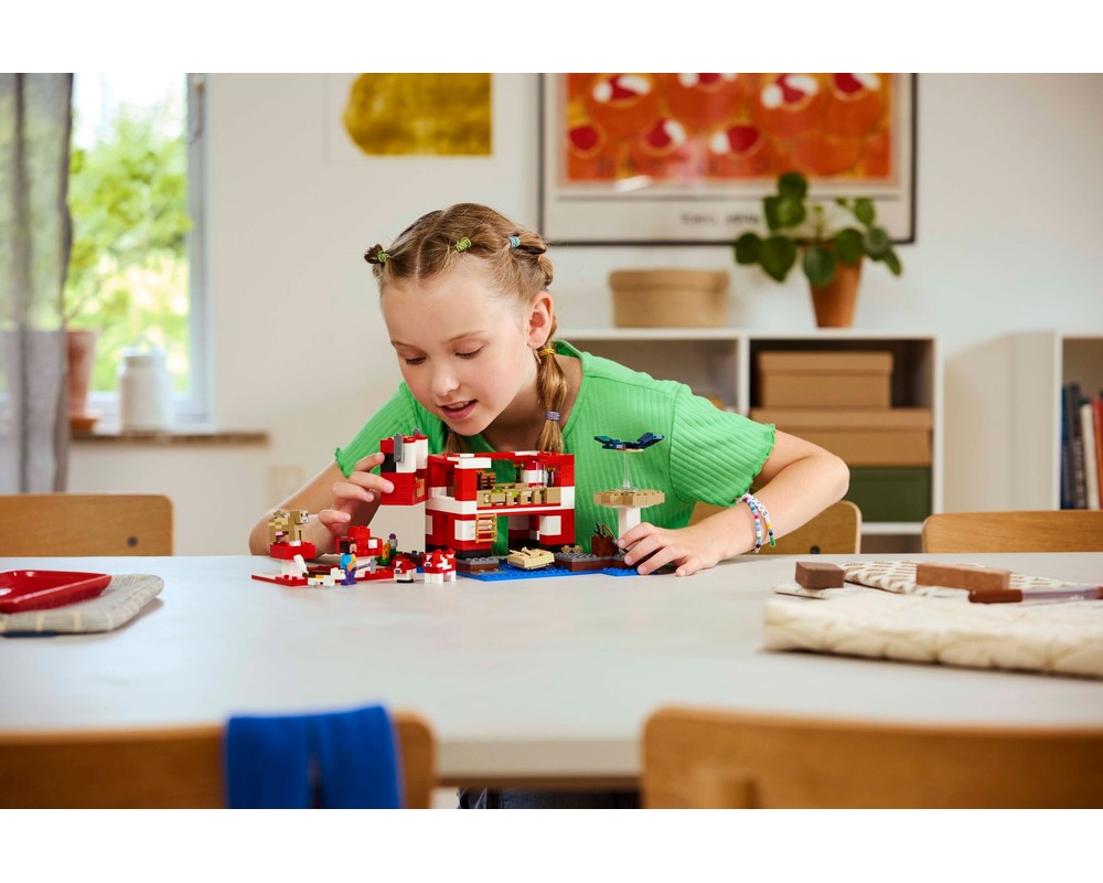 LEGO Set 21270-1 The Mooshroom House (2025 Minecraft) | Rebrickable ...