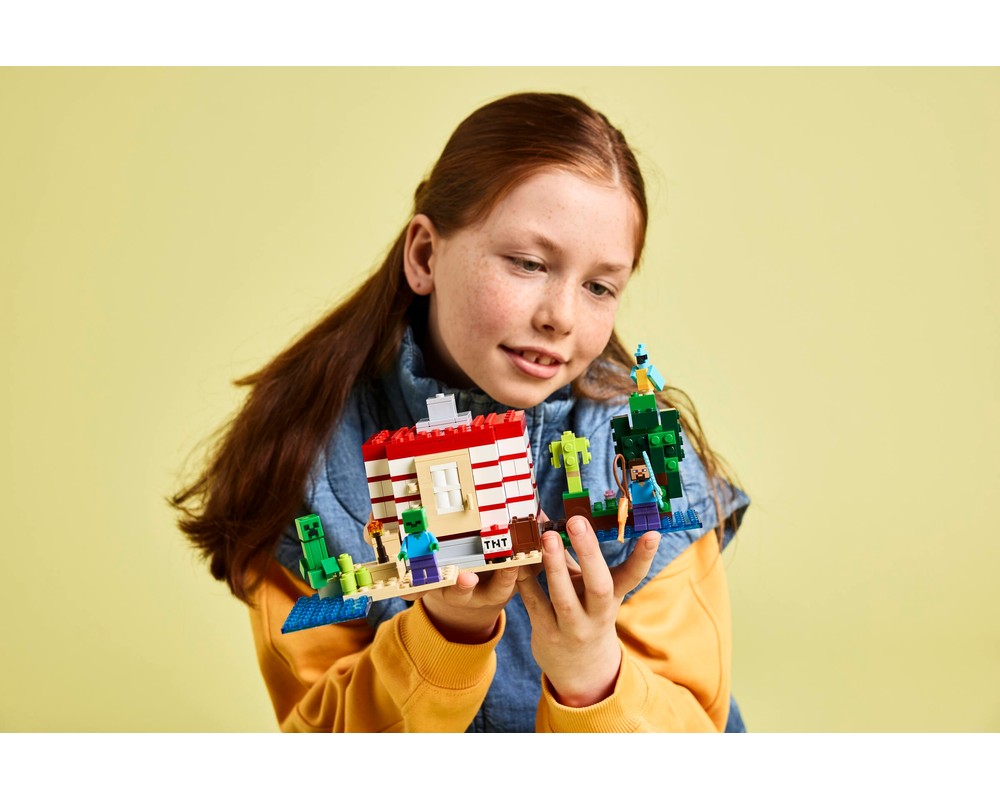 LEGO Set 21275-1 The TNT Jungle House (2025 Minecraft) | Rebrickable ...