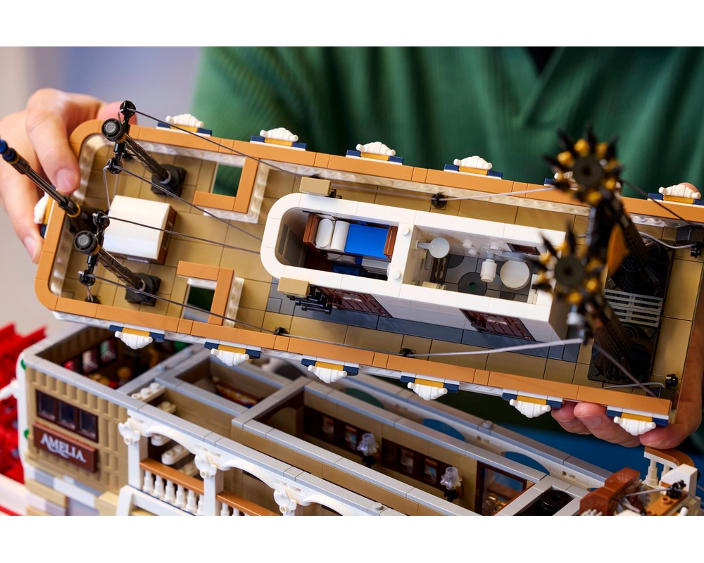 LEGO Set 21356-1 River Steamboat (2025 LEGO Ideas and CUUSOO ...