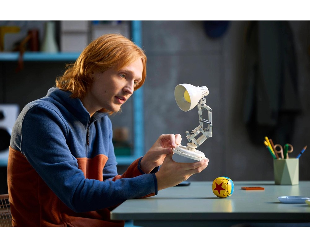 LEGO Set 21357-1 Disney Pixar Luxo Jr. (2025 LEGO Ideas and CUUSOO ...