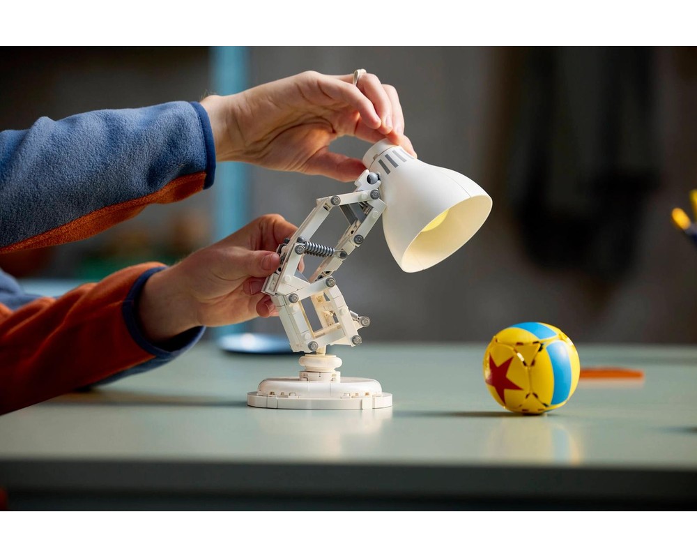 LEGO Set 21357-1 Disney Pixar Luxo Jr. (2025 LEGO Ideas and CUUSOO ...