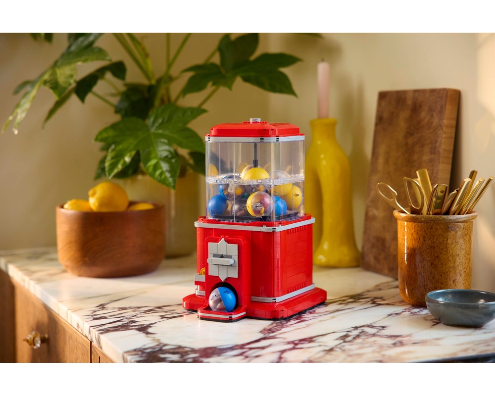 LEGO Set 21358-1 Minifigure Vending Machine (2025 LEGO Ideas and CUUSOO ...